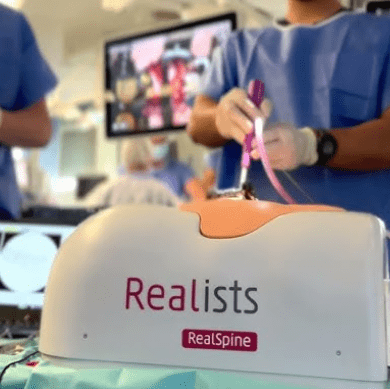 Advances in Spinal Surgery Training: High-Fidelity and Virtual Reality ...